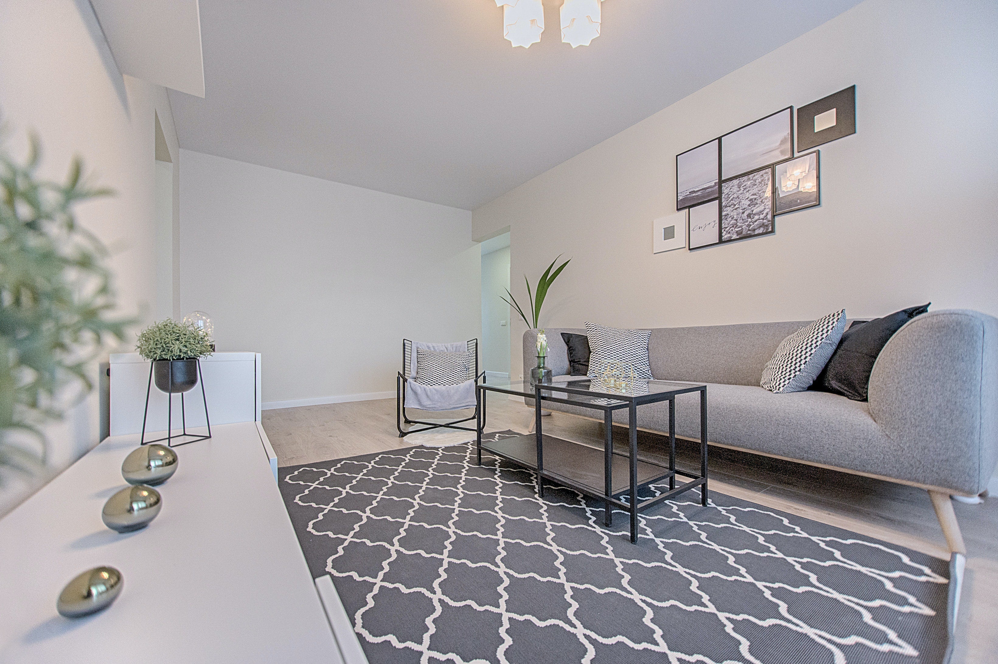 How to Bring Elegance to Monochromatic Rooms – Moda Living